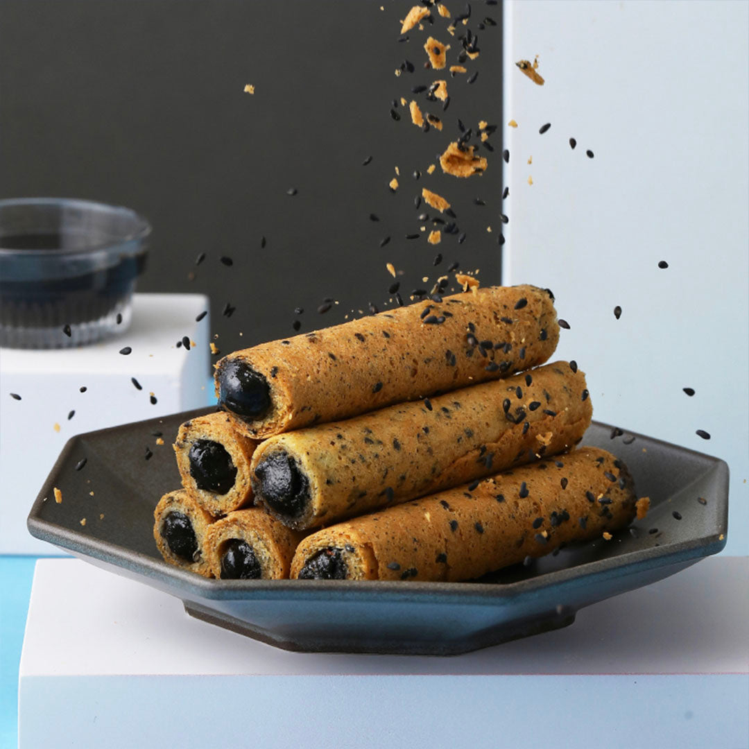 Hiwalk - Black Sesame Filled XT (Extra Thick) Egg Rolls (4 packs in a ...